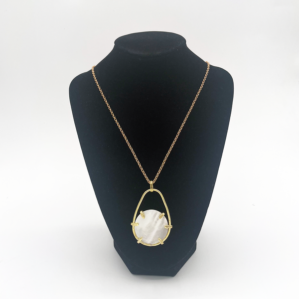 Aura Stone Pendant – Line & Label